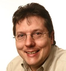 RSPCA's deputy chief executive steps down