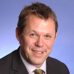 David Locke becomes chief adviser to Australian charity regulator